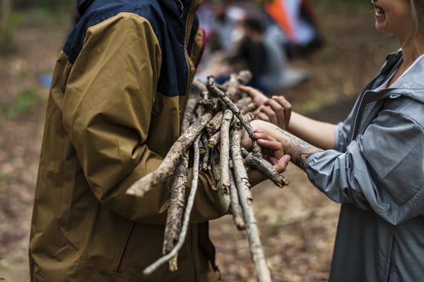 How To Build The Perfect Campfire - RecreationTime.net